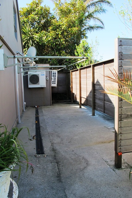 The utilitarian washing line in the garden | Tikorangi The Jury Garden
