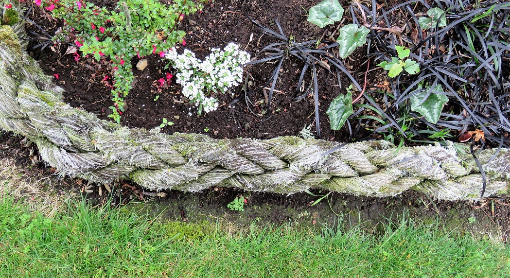 About gardening at the edges – edging options | Tikorangi The Jury Garden